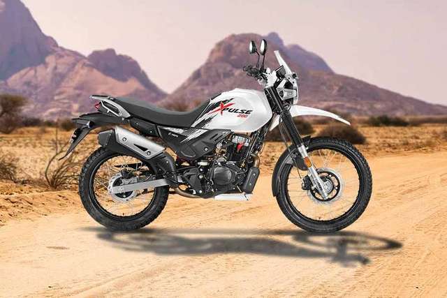 Hero XPulse 200 4V Price - Mileage, Images, Colours | CarBike360