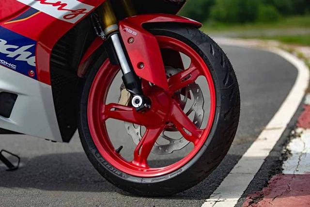 TVS Apache Series Bikes Price in India 2026 - Mileage New Models, Specs ...